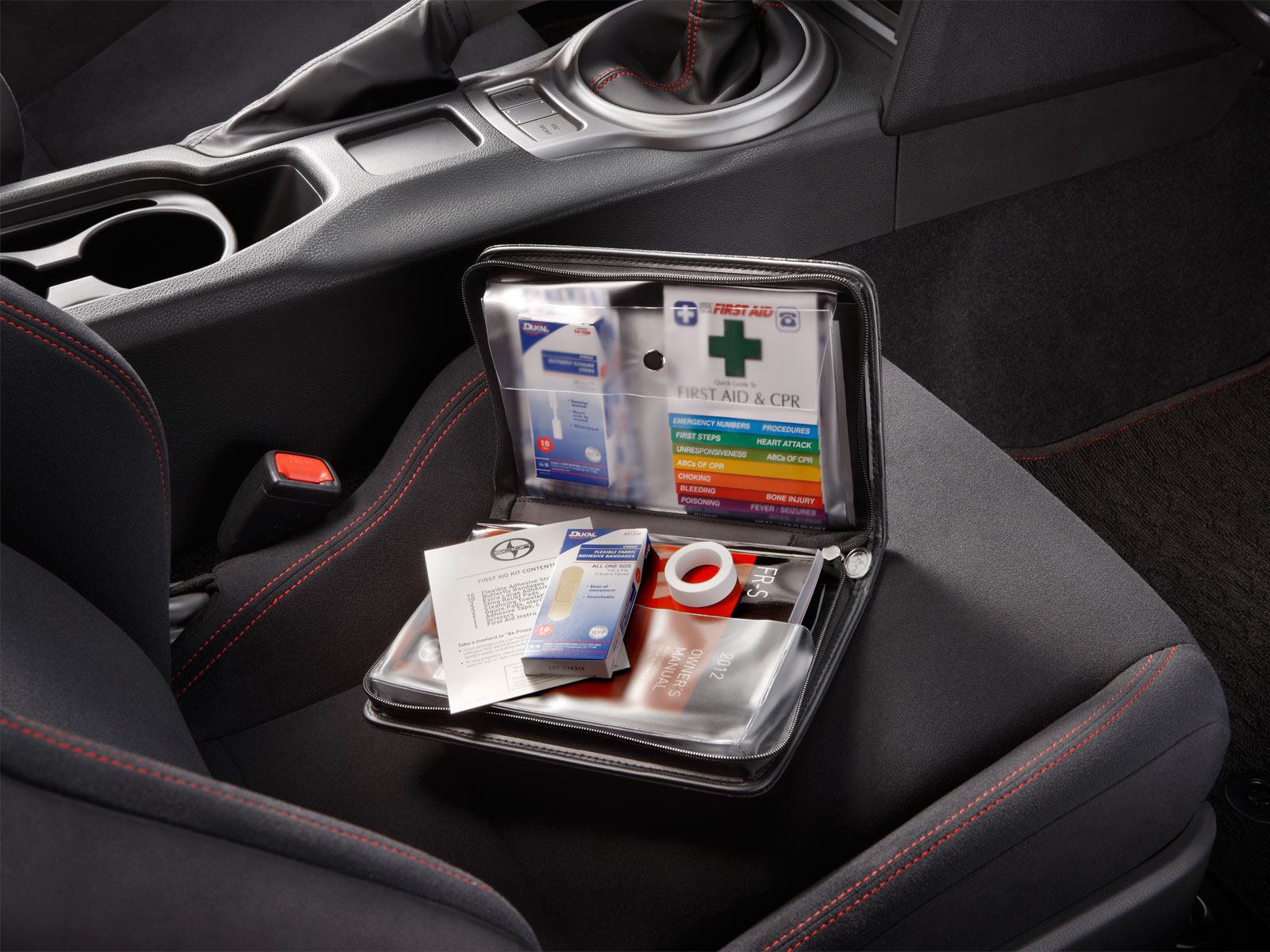 6 Must-Have Things You Should Always Keep In Your Car - Auto Hero